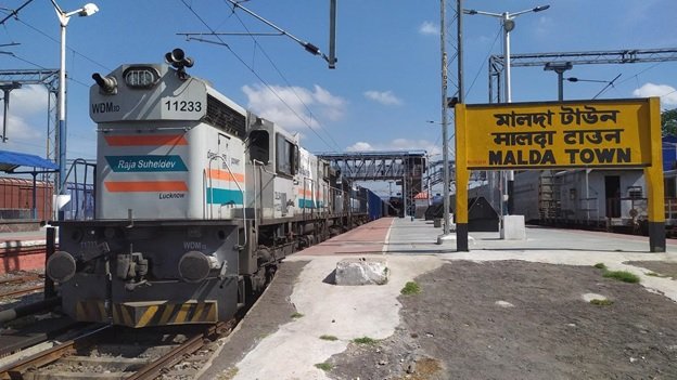 HOLI SPECIAL TRAIN TO RUN BETWEEN MALDA TOWN & VALSAD