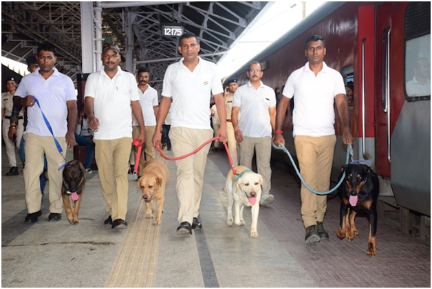 RAILWAYS : *DOG SQUAD : THE ‘CANINE HEROES’ OF EASTERN RAILWAY